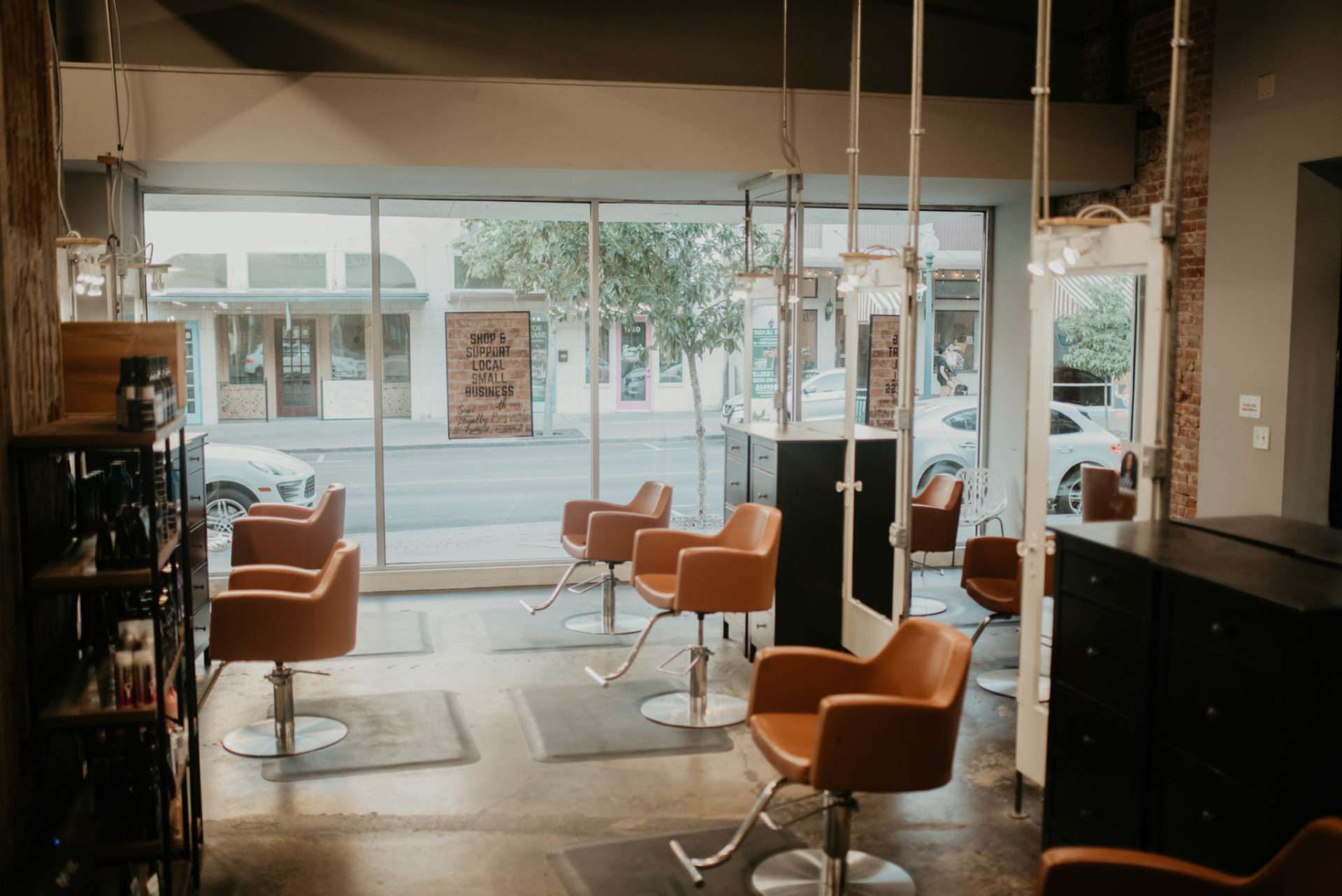 Home - On the Avenue | Salon & Blowout Bar