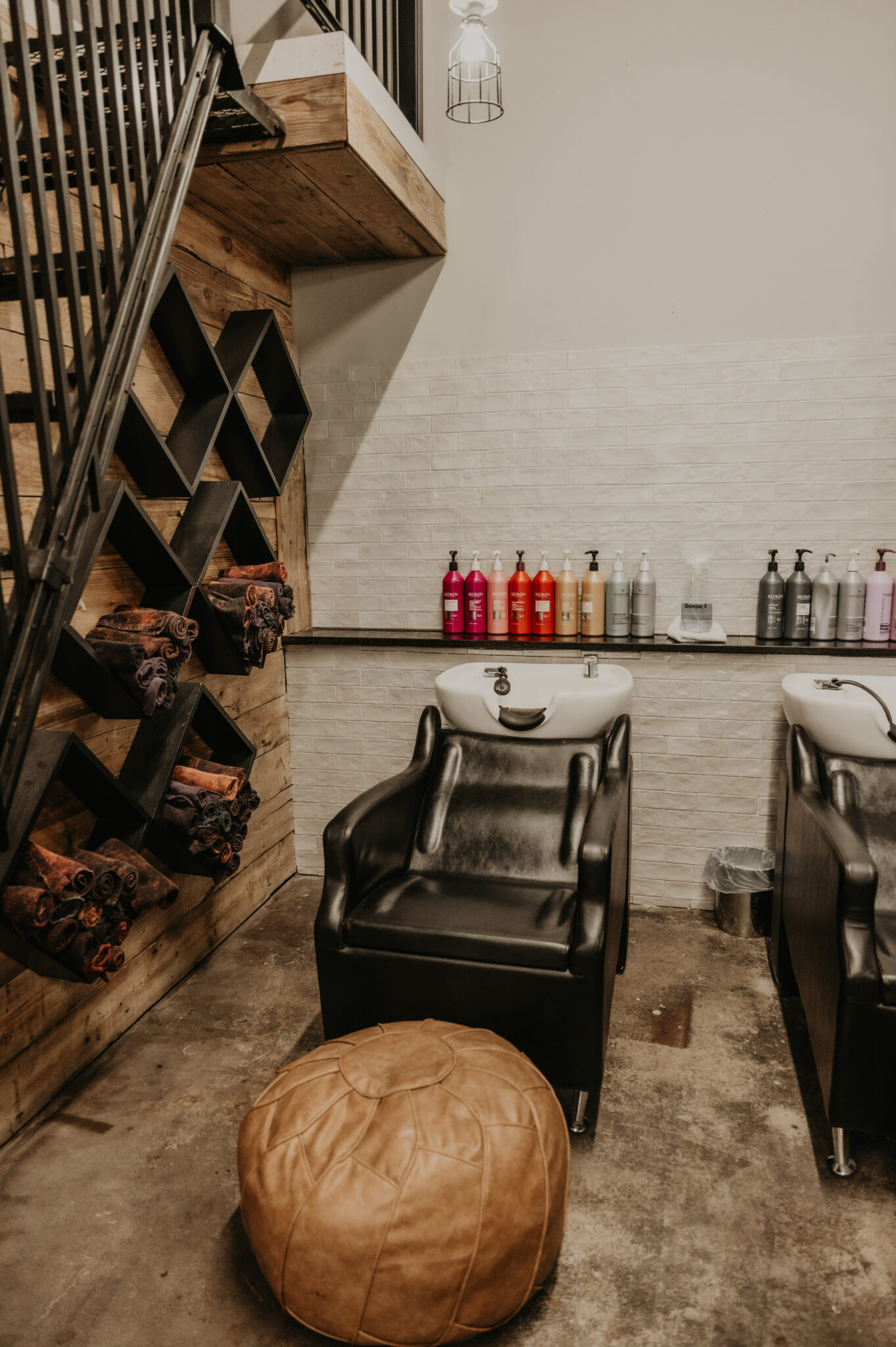 Home - On the Avenue | Salon & Blowout Bar